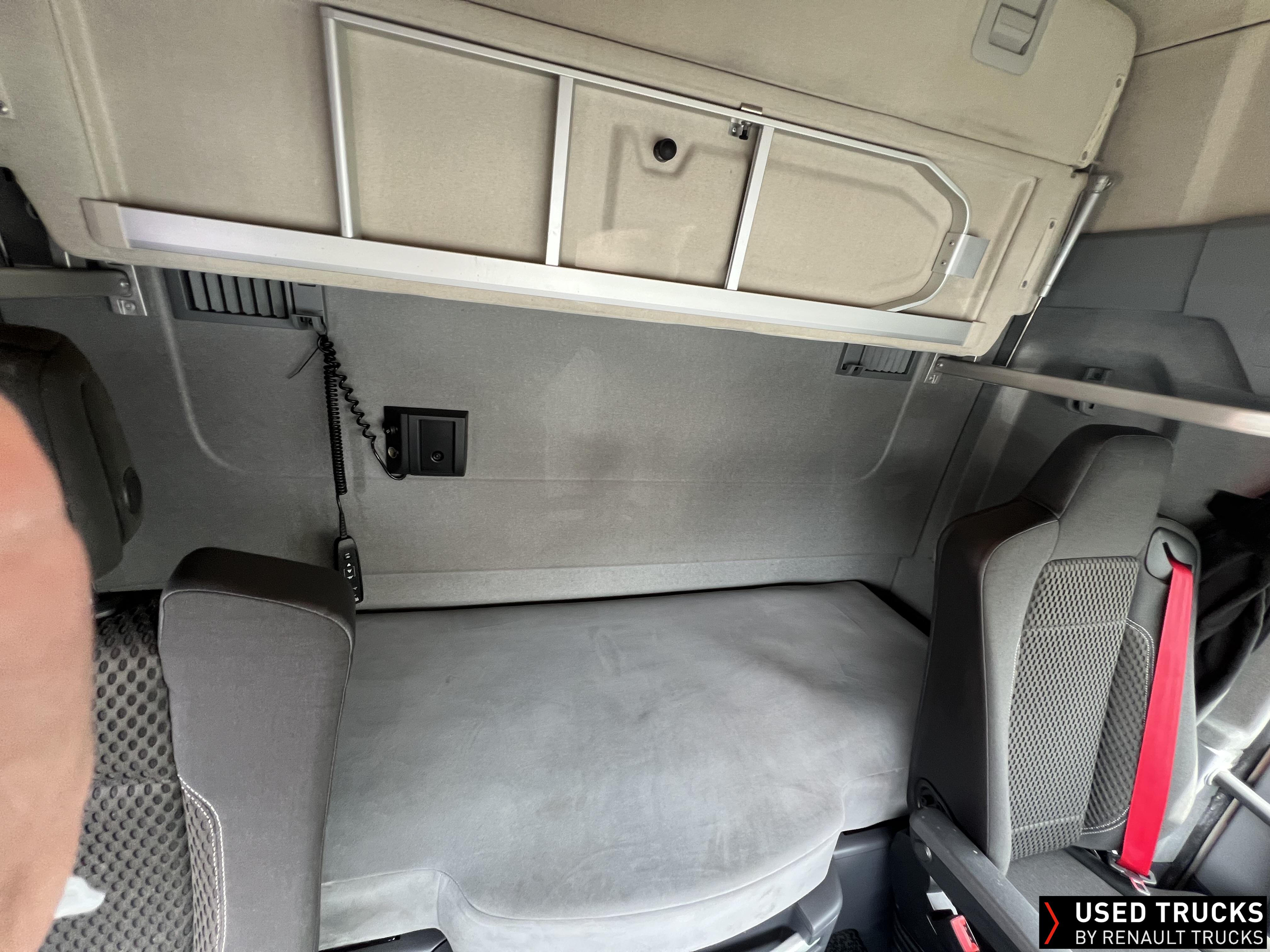 Renault Trucks T 460 Tractor for sale, 6X2 44t Euro 6, WARRINGTON ...