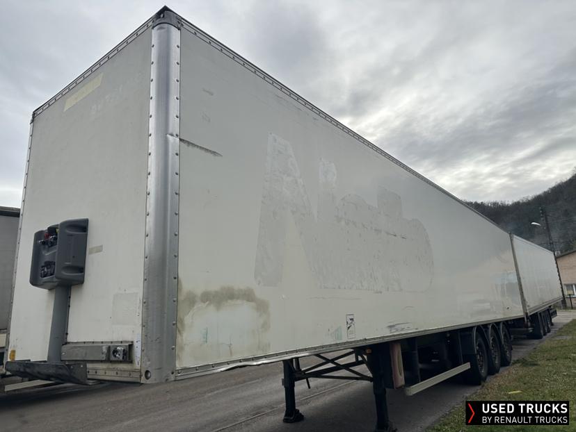 Renault Trucks Remorque Semi-trailer for sale, Box body 3 t Unknown ...